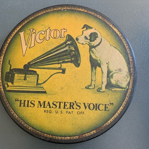 Victor Nipper | Other | Victor Nipper Victrola Lid | Poshmark